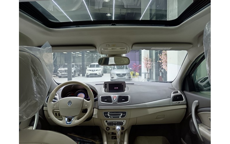 Renault Fluence Interior